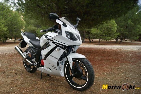 Daelim roadwin 125 R 【 una moto ideal para aprender